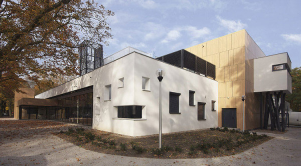 Teatr przy Szkole Łejery w Poznaniu - Przemysław Borkowicz Architekt